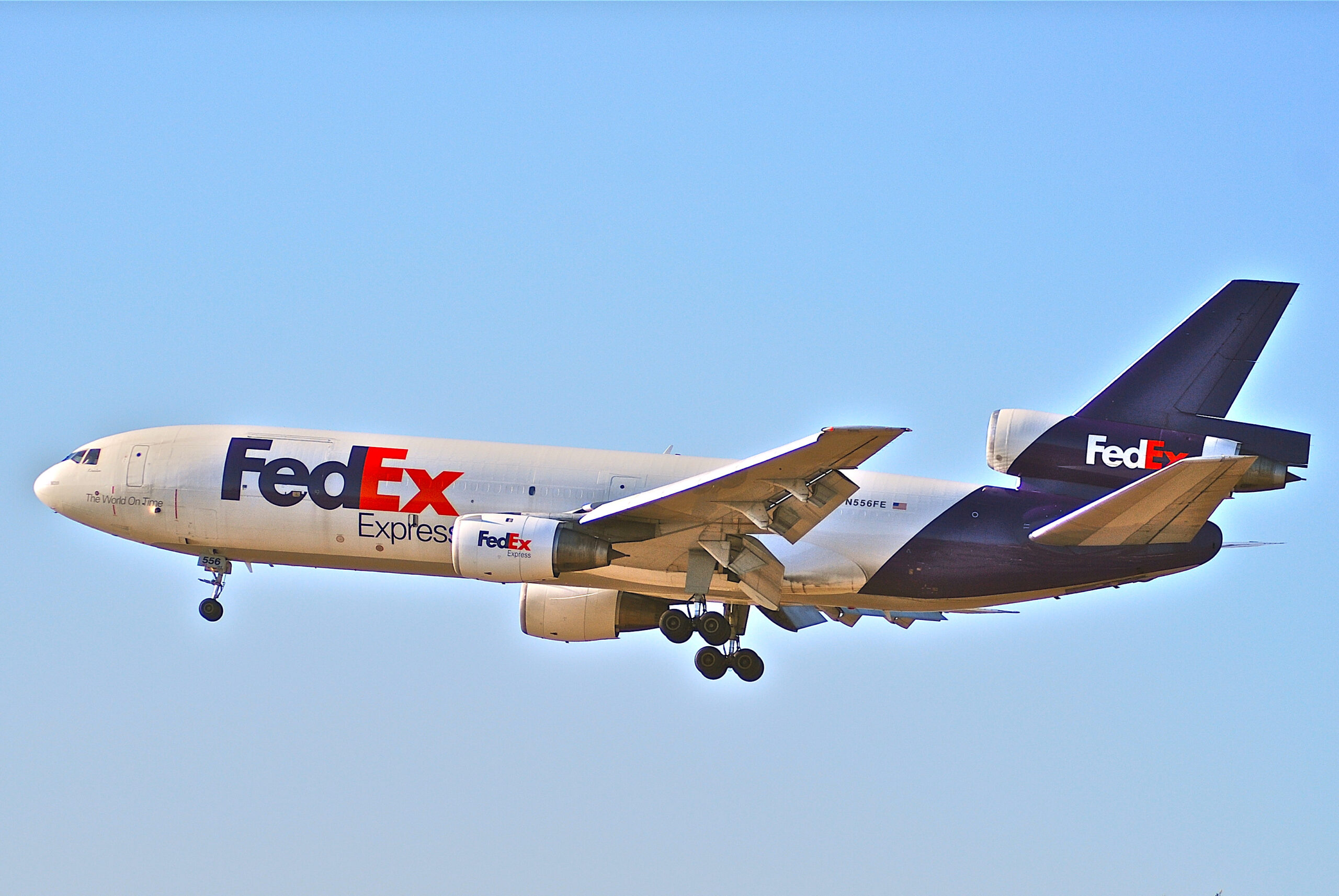 El último y raro MD-10 de Fedex realiza el vuelo que marca el fin de su ...