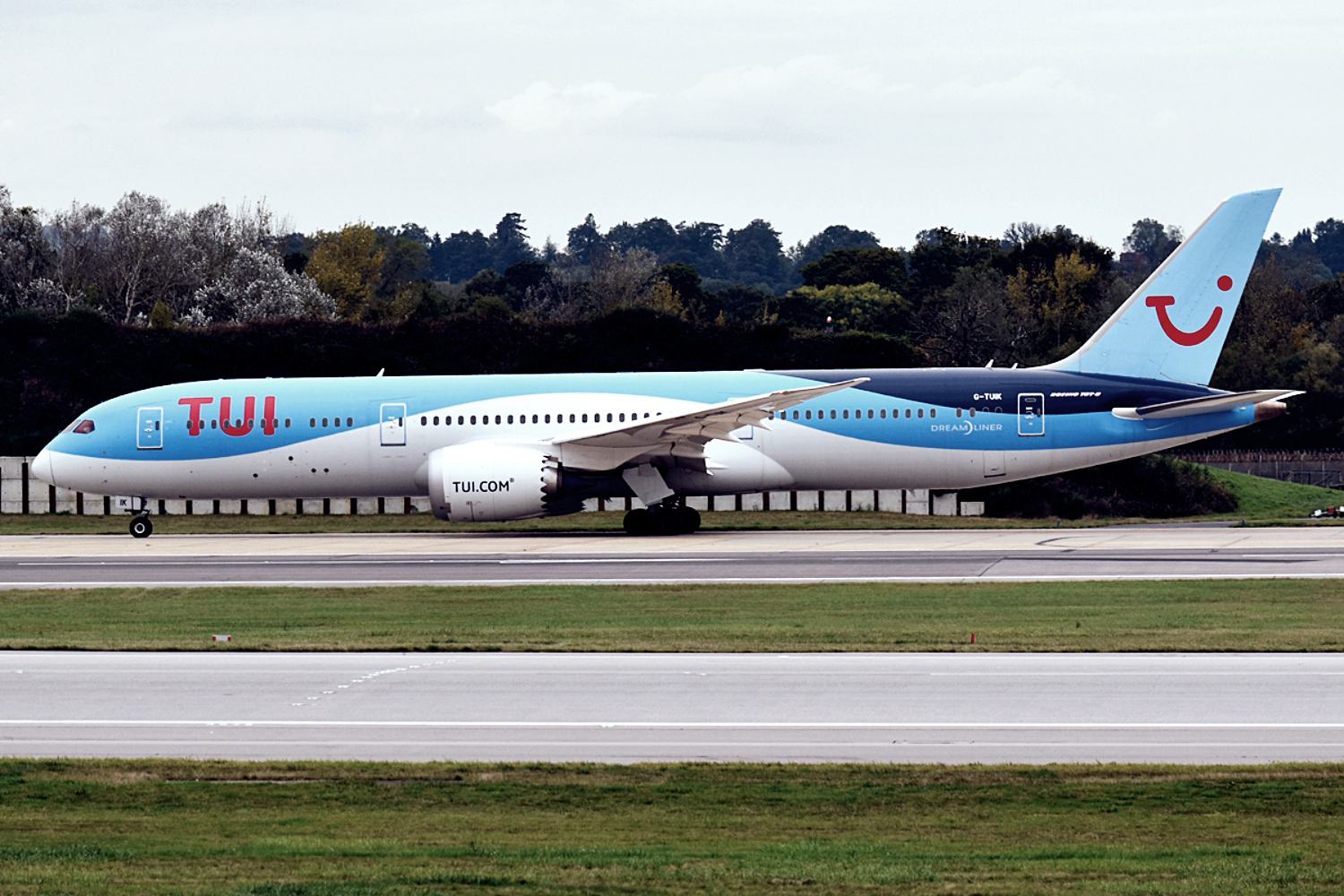 TUI Airways restores its flight offer between the United Kingdom and ...
