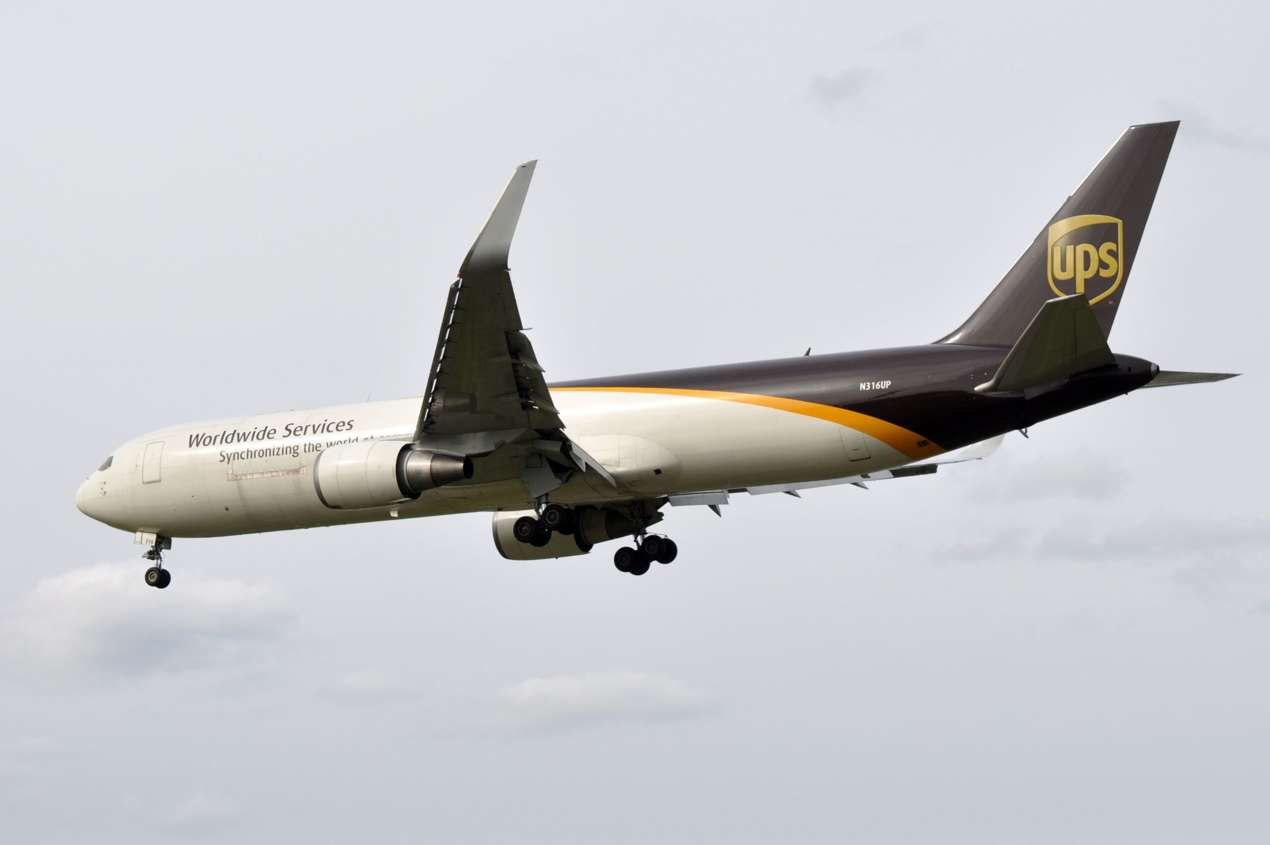 UPS orders 19 additional Boeing 767-300Fs – Aviacionline
