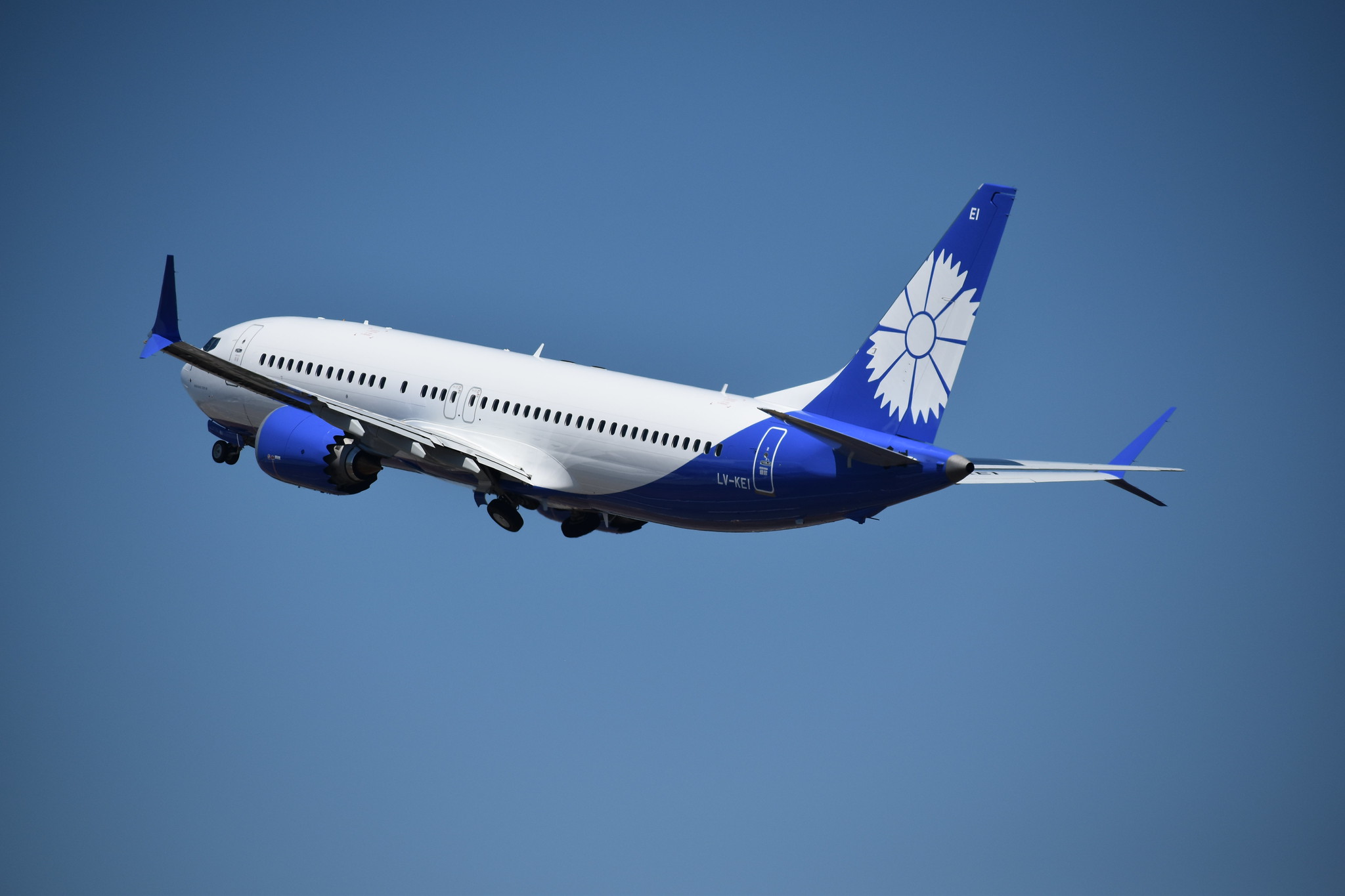 [fotogalerÍa] El Nuevo Boeing 737 Max 8 De Aerolíneas Argentinas En