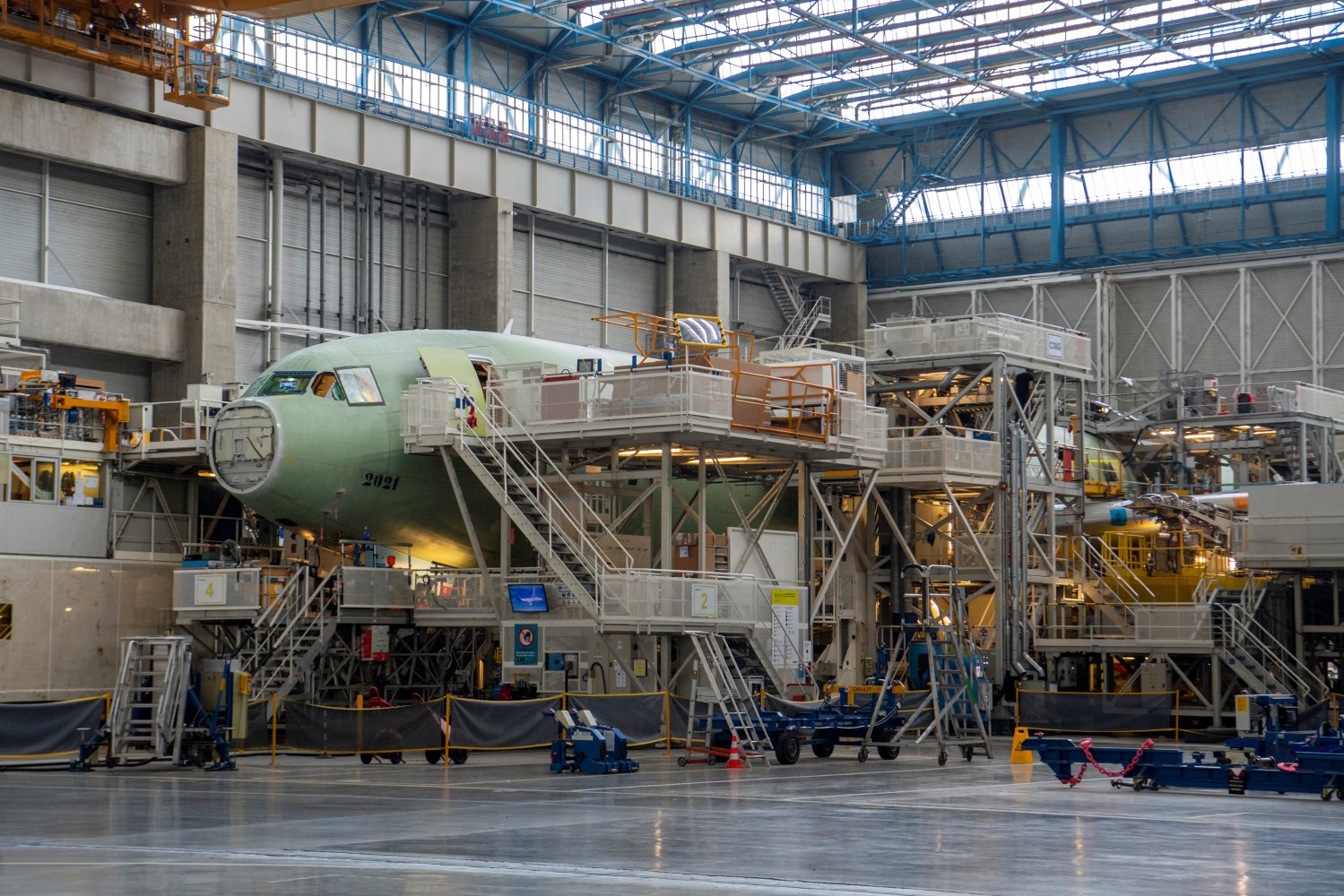 Airbus Takes Decisive Step, Separating Leadership for Commercial ...