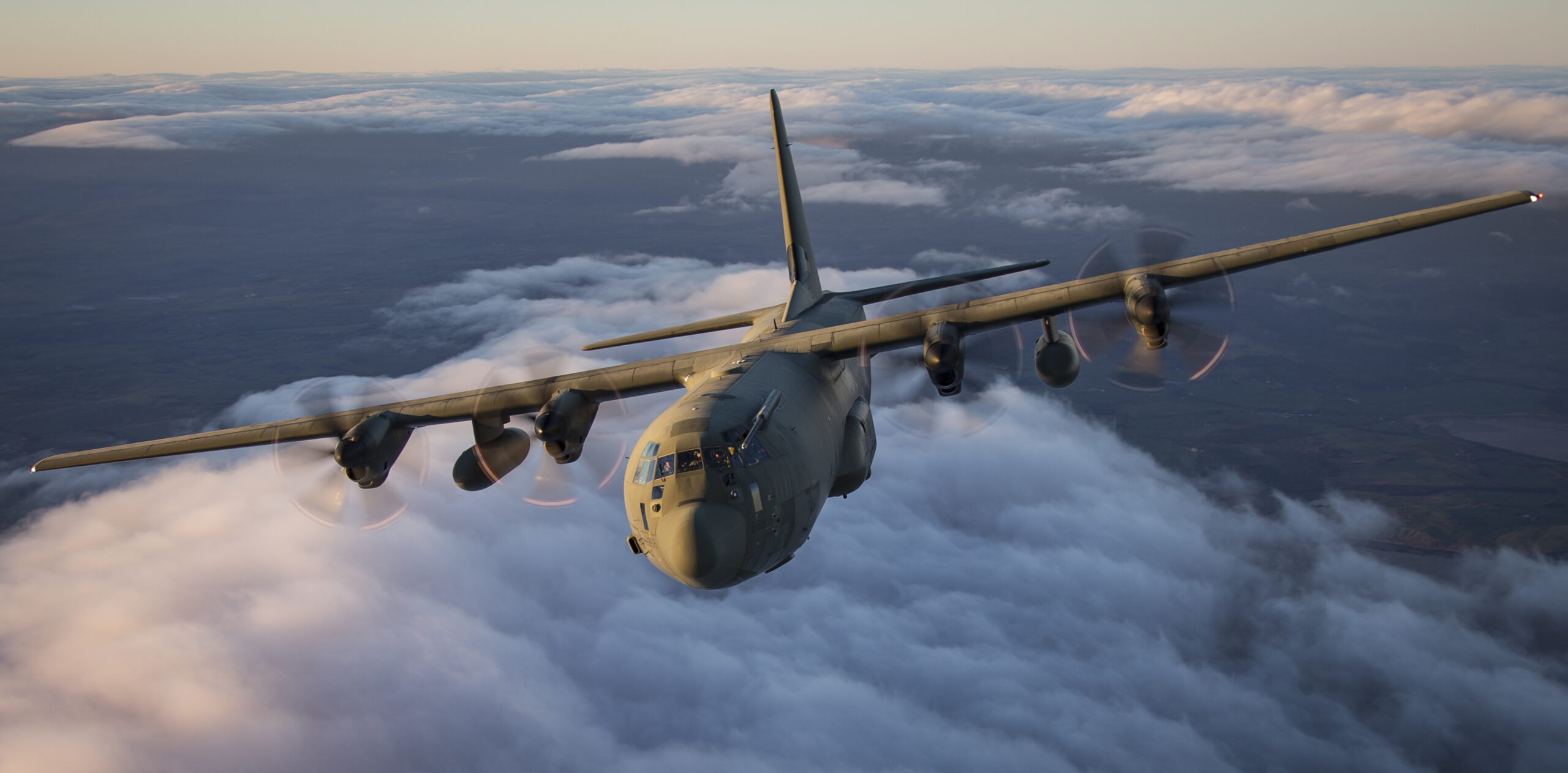Royal Air Force C-130 Hercules Farewell Flypast Tour – Aviacionline