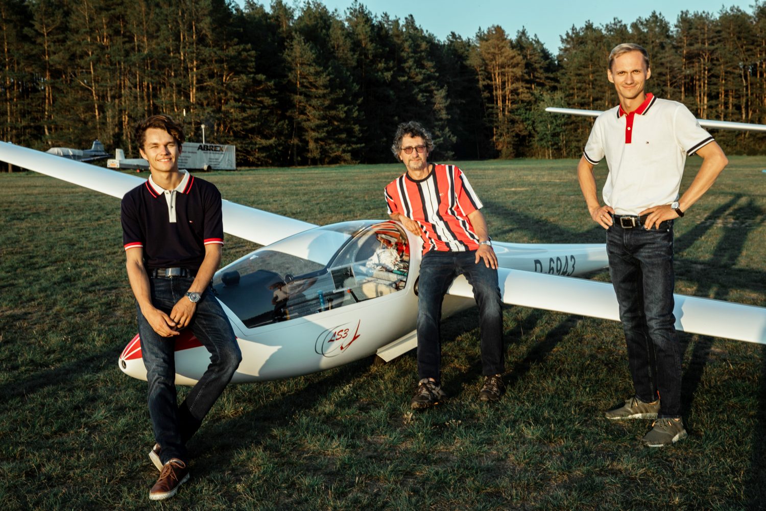 Lithuanian Aviators Seek to Make History with Engineless Glider Flight ...