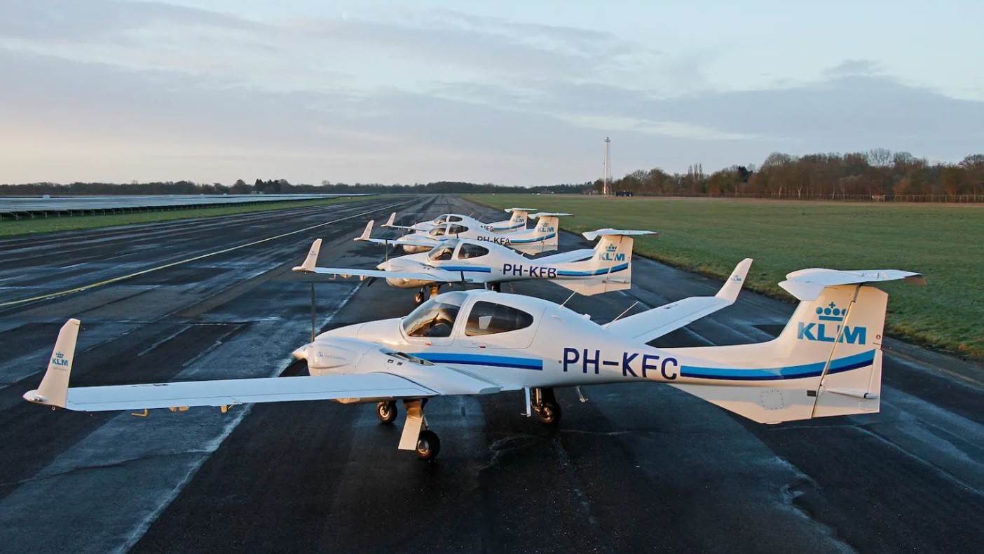 Aviación General: KLM Flight Academy adquiere monomotores Diamond DA-40 ...
