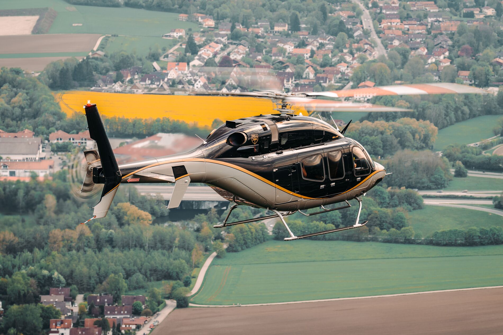 Bell Textron entregó el Bell 429 número 500 – Aviacionline