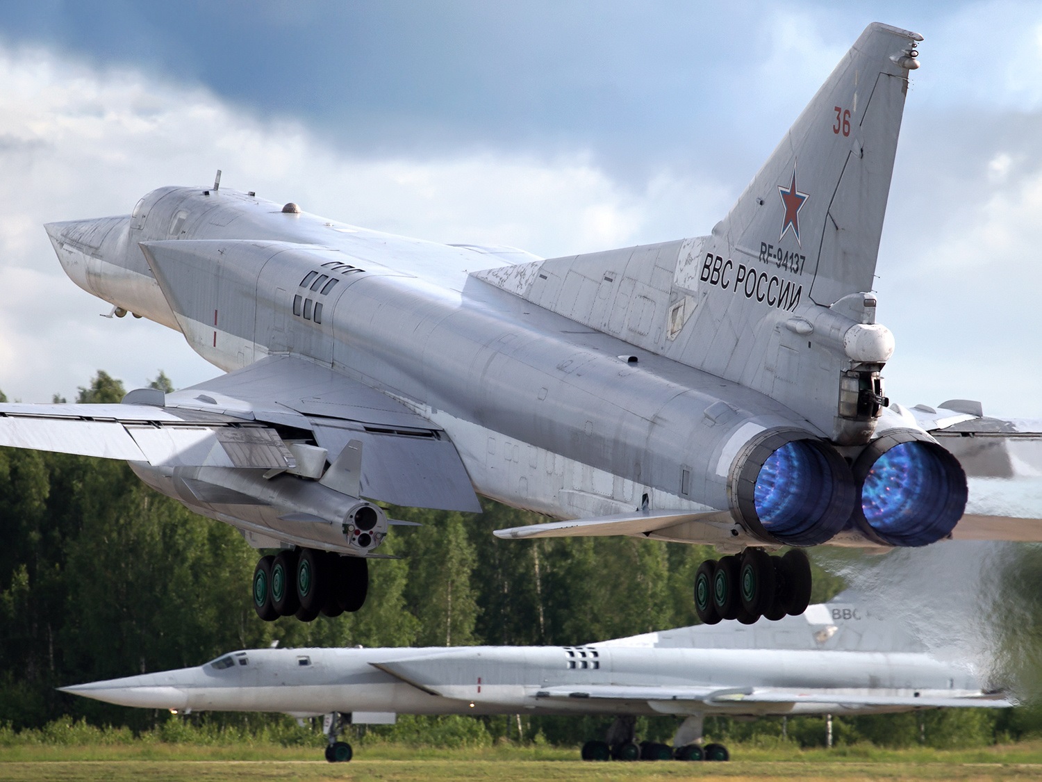 Foiled attempt to steal a Tu-22M3 strategic bomber! according to the ...