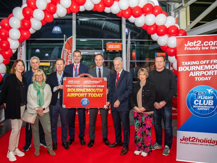 Jet2.com inaugura su duodécima base en Reino Unido con fuerte presencia ...