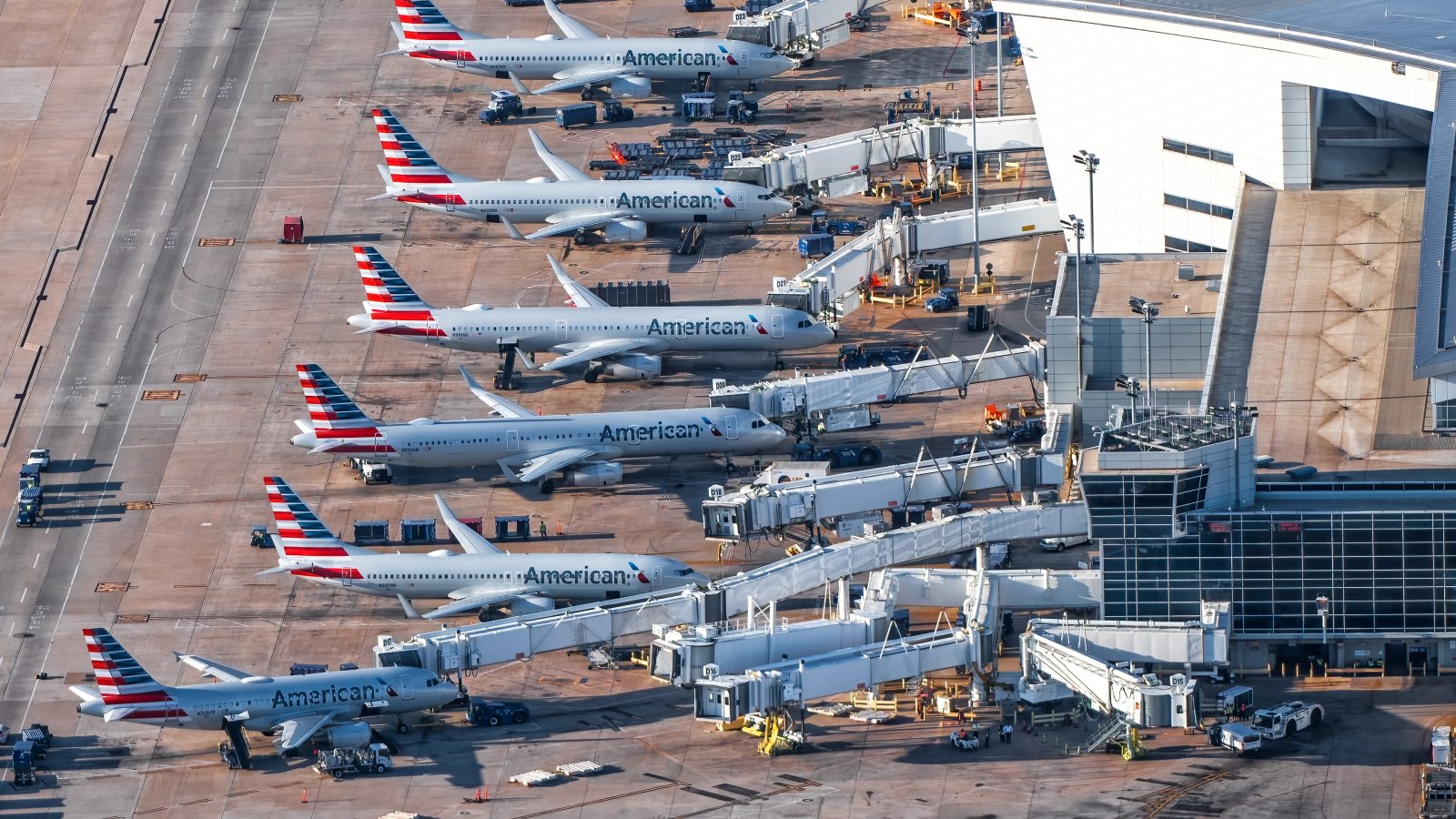 American Airlines inauguró sus vuelos entre Dallas Fort Worth y Tampico ...