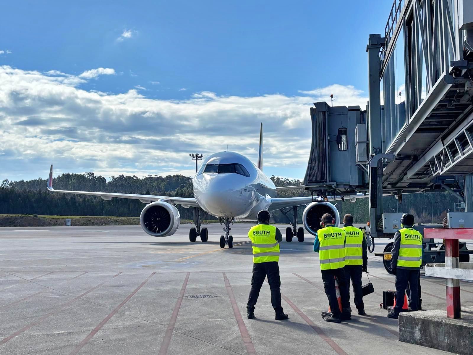 IAG's handling company, South, adds new airlines in Spain during the ...