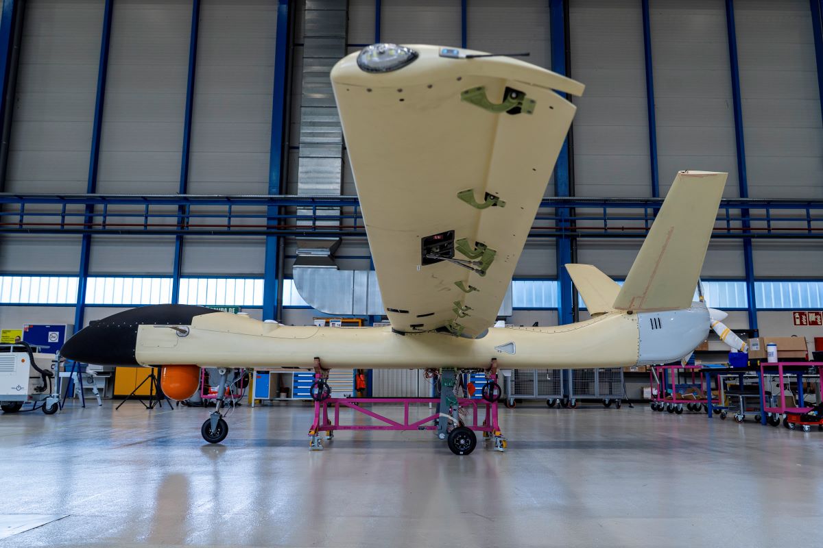 El primer prototipo del drone SIRTAP de Airbus está listo para iniciar ...