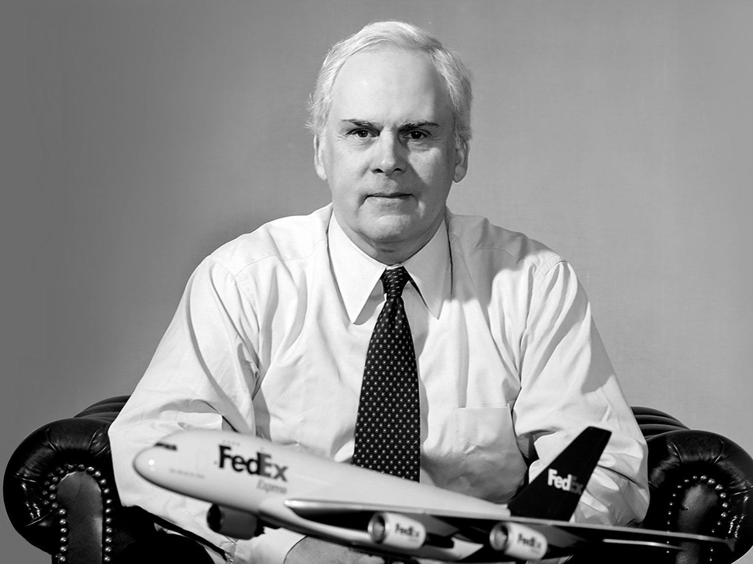 Murió Frederick W. Smith, el fundador de FedEx que transformó la logística aérea mundial ...